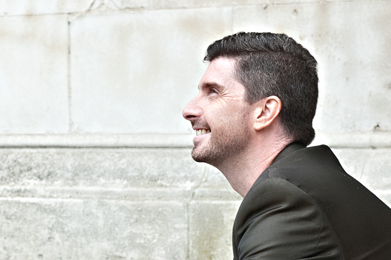 Lee Gilbert – Singer